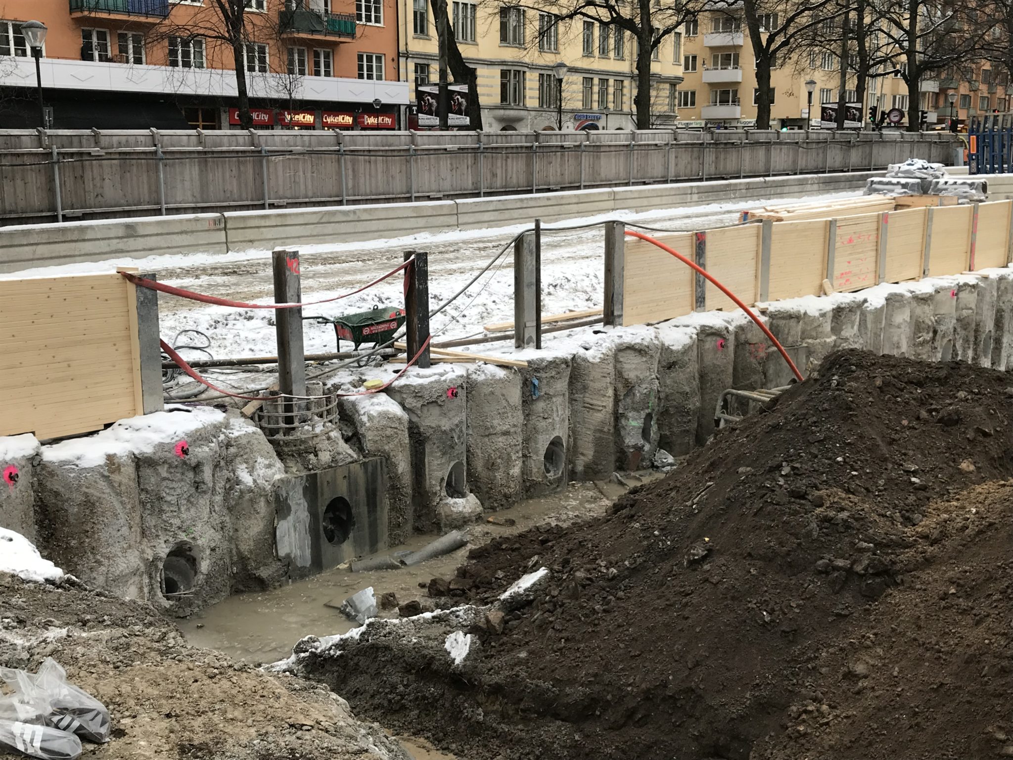 Stagborrning - viktigt moment för förankring av stödkonstruktion